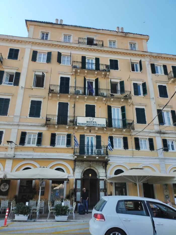 Postcards from Corfu Old Town – Perking the Pansies